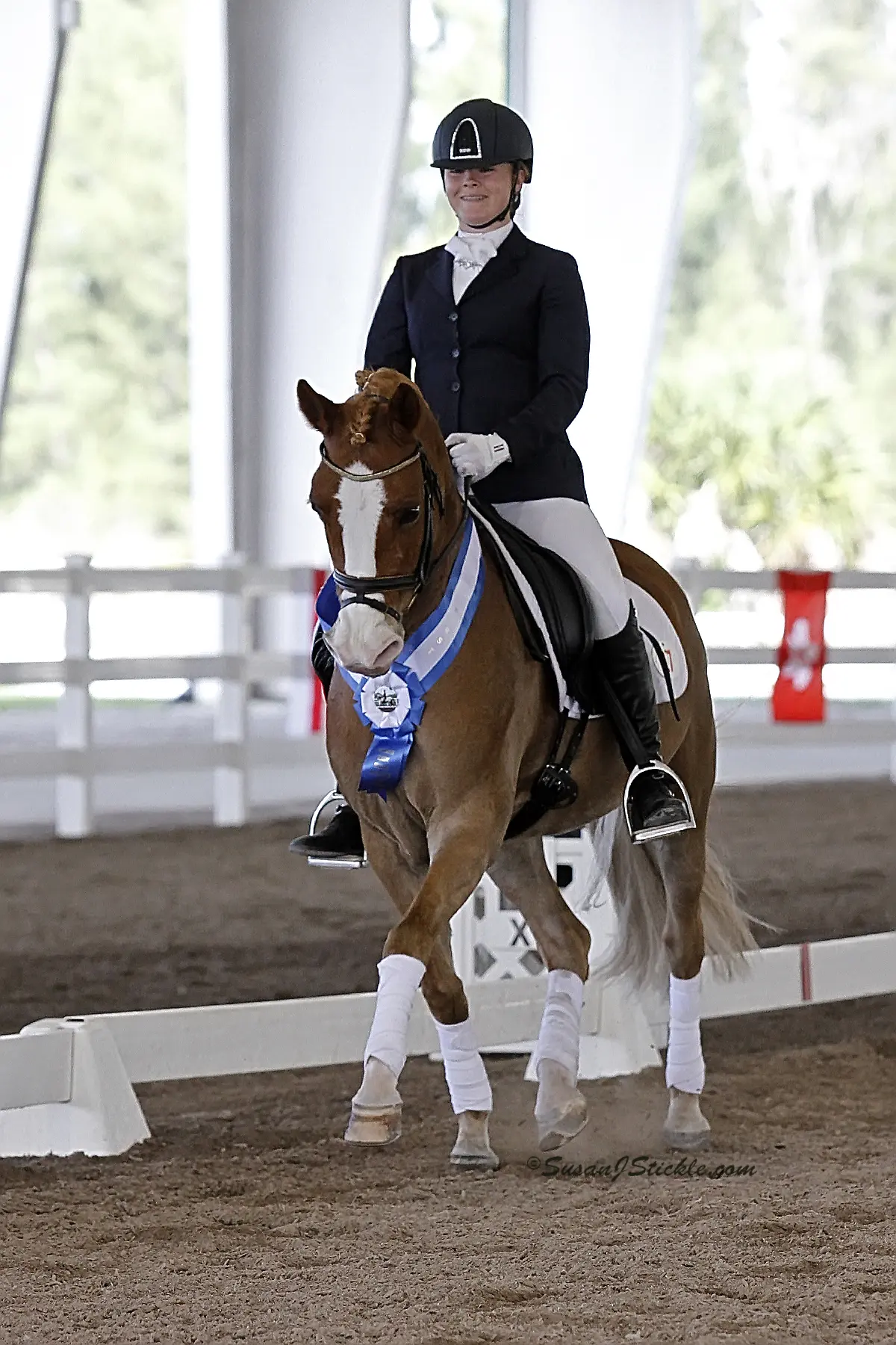 FEI Pony Dressage Rider Bebe Davis Wraps Up A Record Breaking Dressage ...
